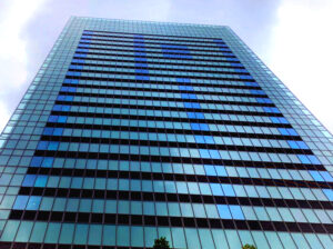 Nihon Koshi_Comprehensive Architecture_Glass-walled skyscraper - 心を繋いで ...